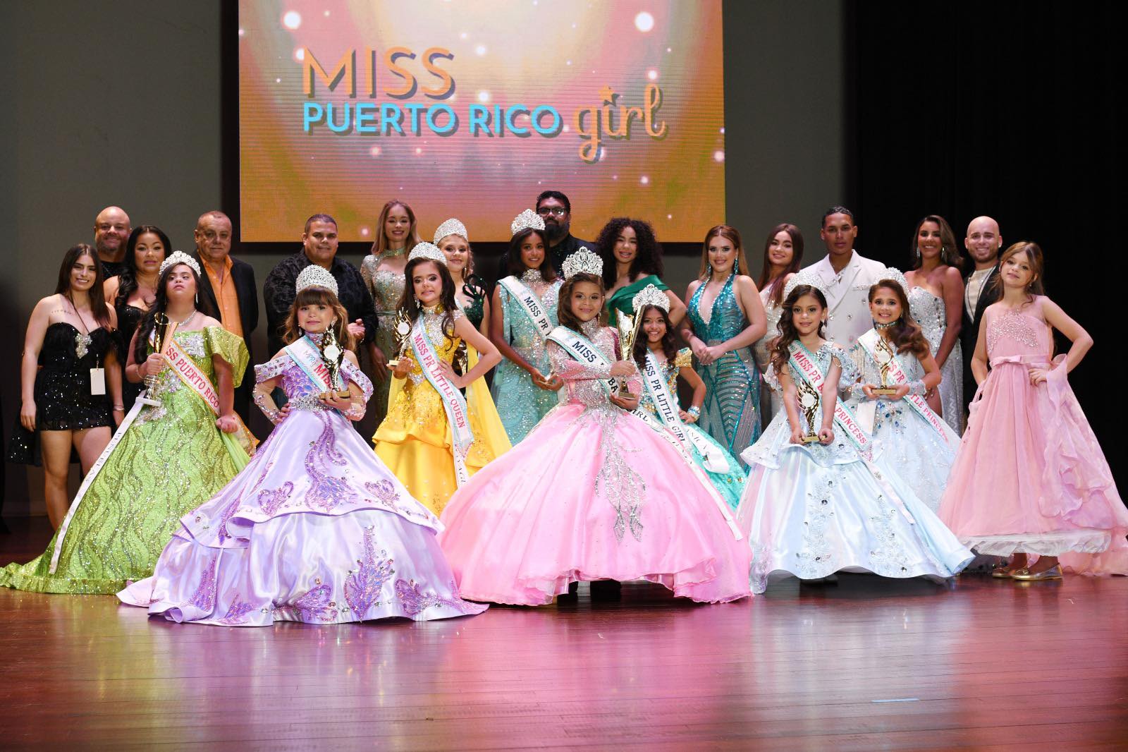 Miss Puerto Rico Girl 8032