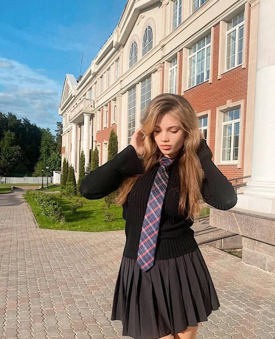 Zhenya Kotova Official