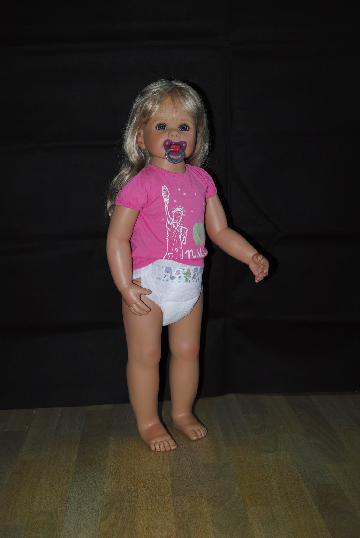 Windelpuppen Loreen In Her Super Cute Plastic Diaper