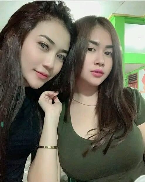 Tante Maya Kamu Pilih Tante Apa Ponakan Tante Nihhh
