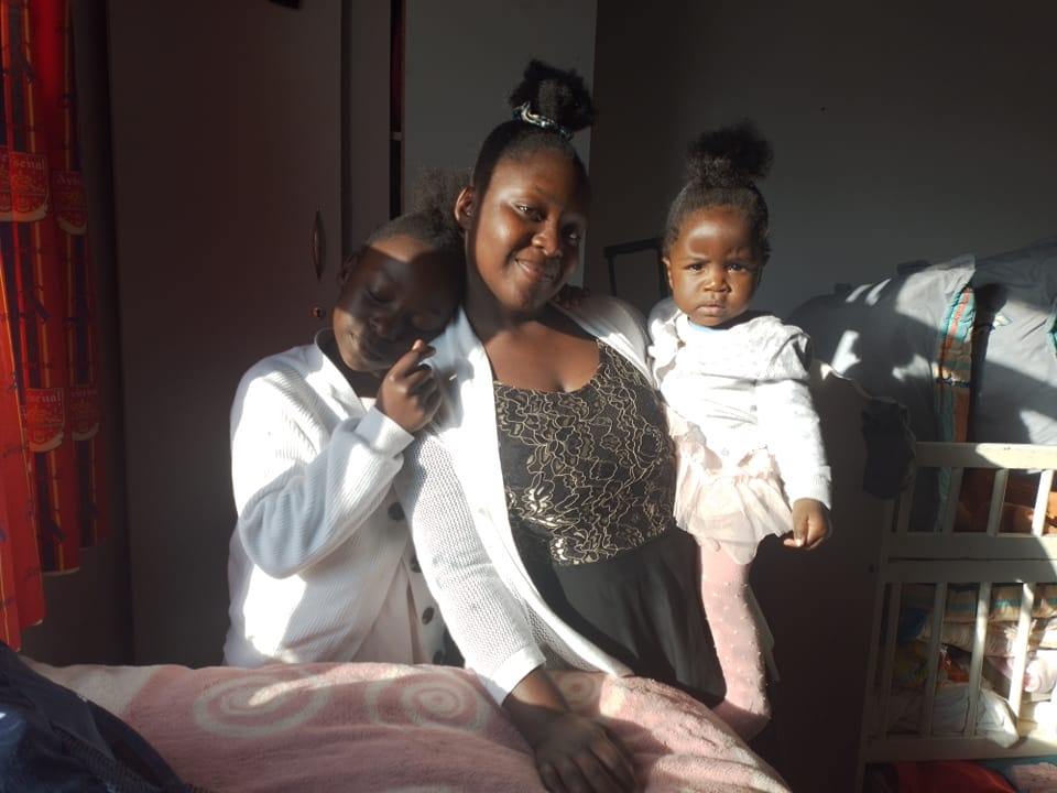 Mom And Her Girls On Reels