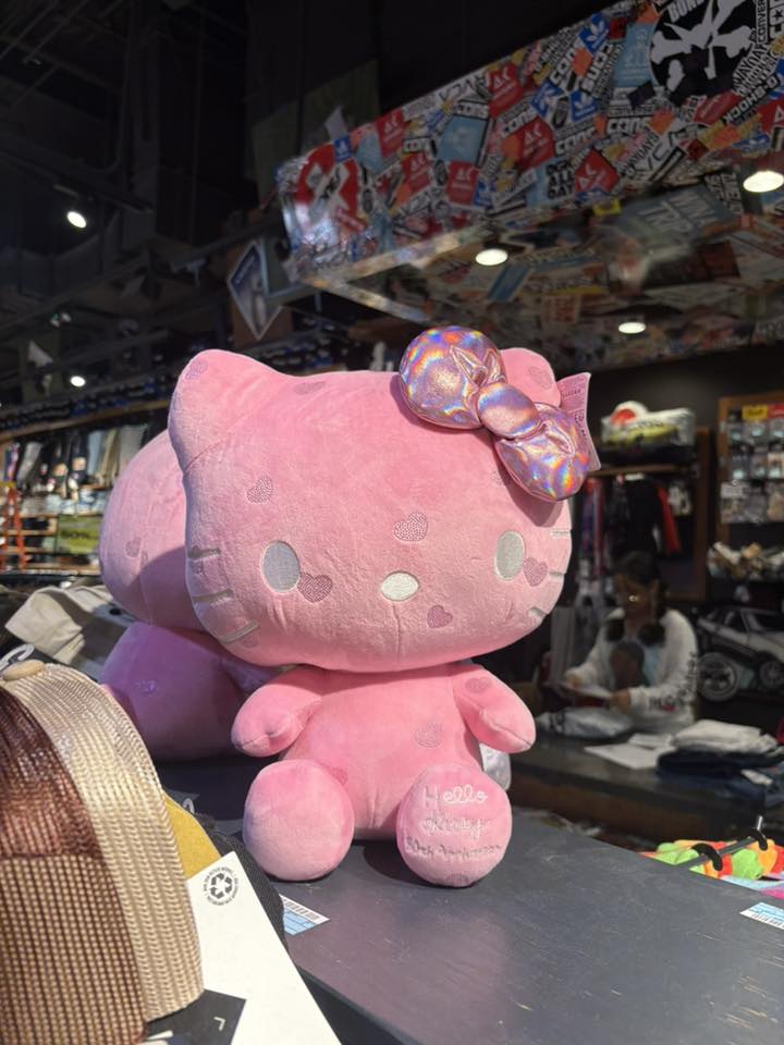 Hello Kitty Lovers Facebook