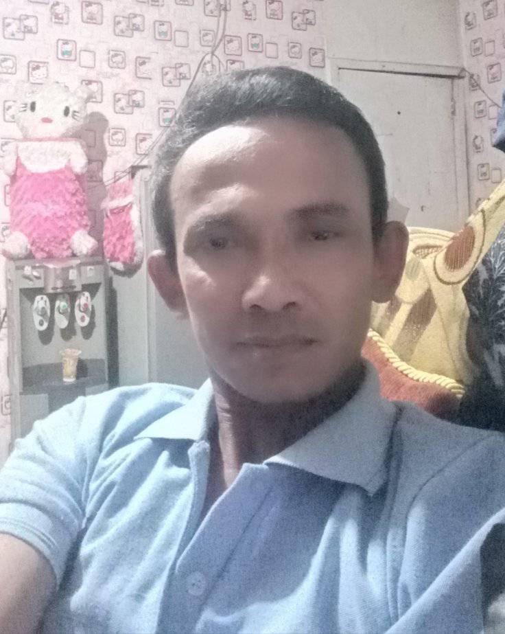 Bapak Bapak Muda