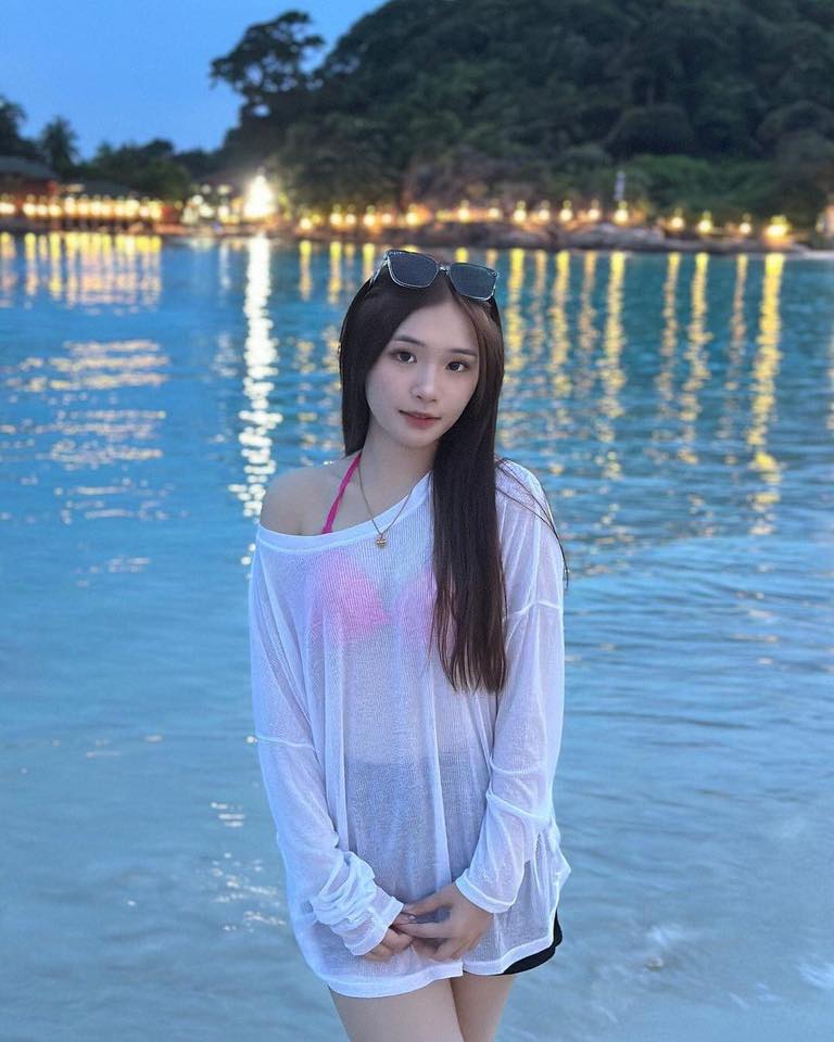 Amoi Cantik