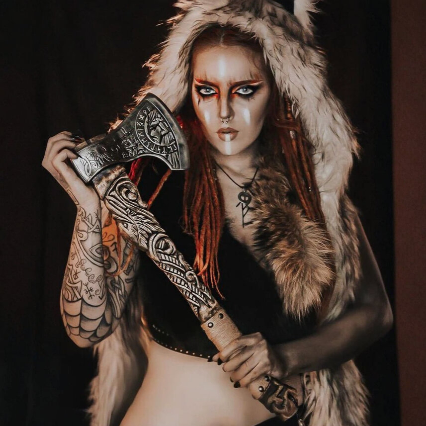Tales Engraved Warrior Axe—born From The Battlefields Of Ancient