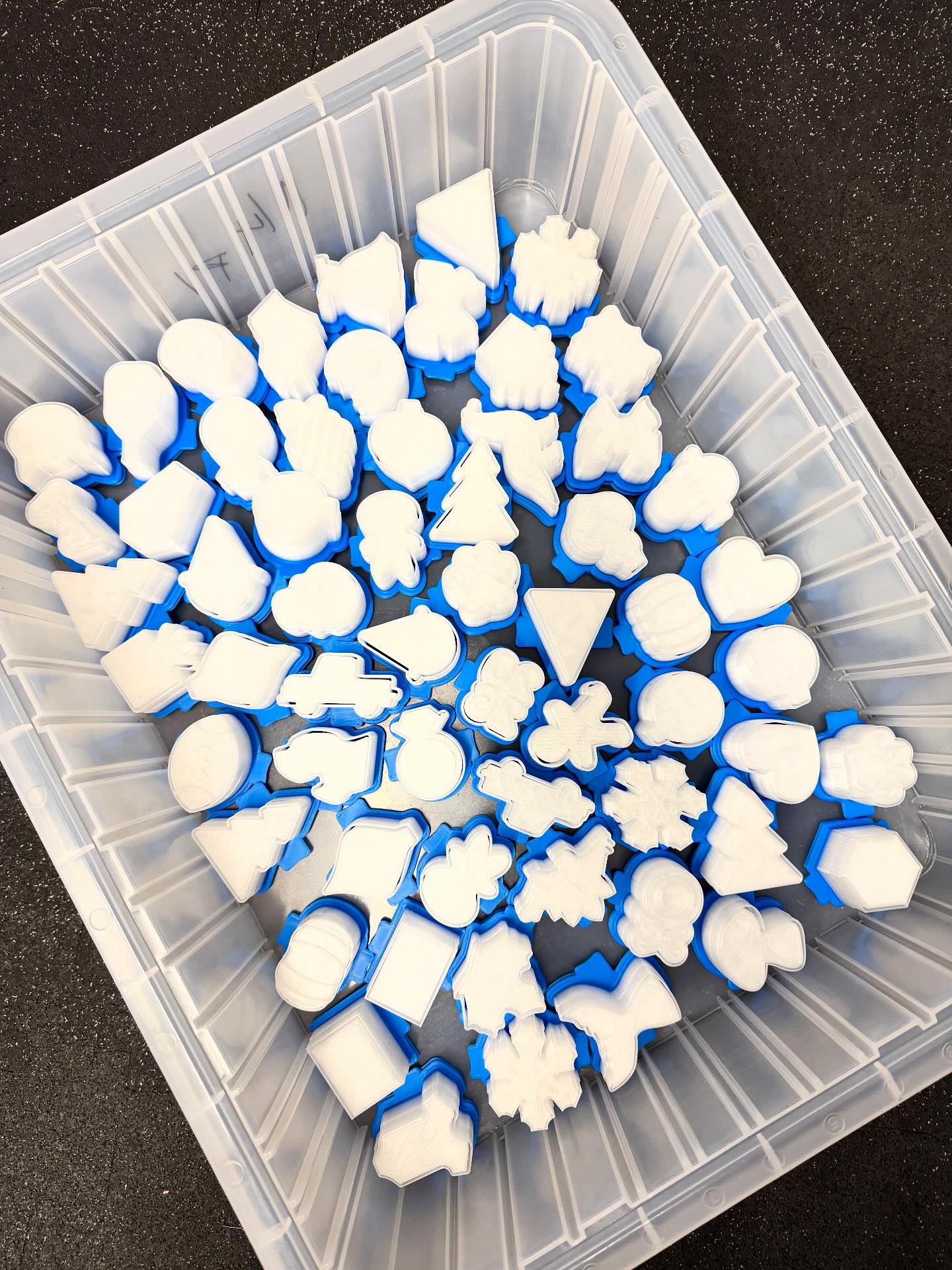 Daisy - 🕵🏻‍♀️ I spy with my popper-loving eye… shapes galore for you to ...