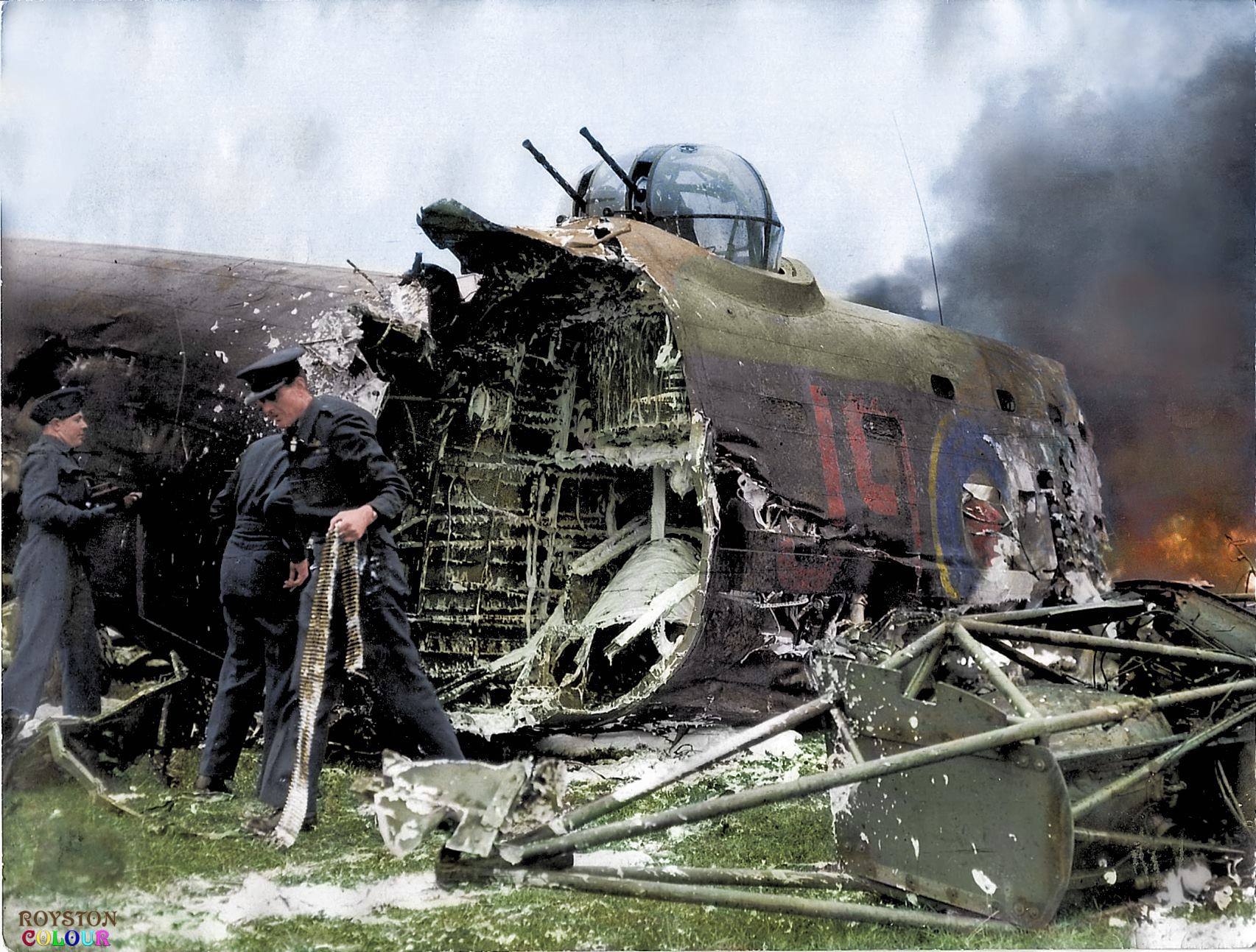 Aviation - Group Captain Terence John Arbuthnot removing .303 ...
