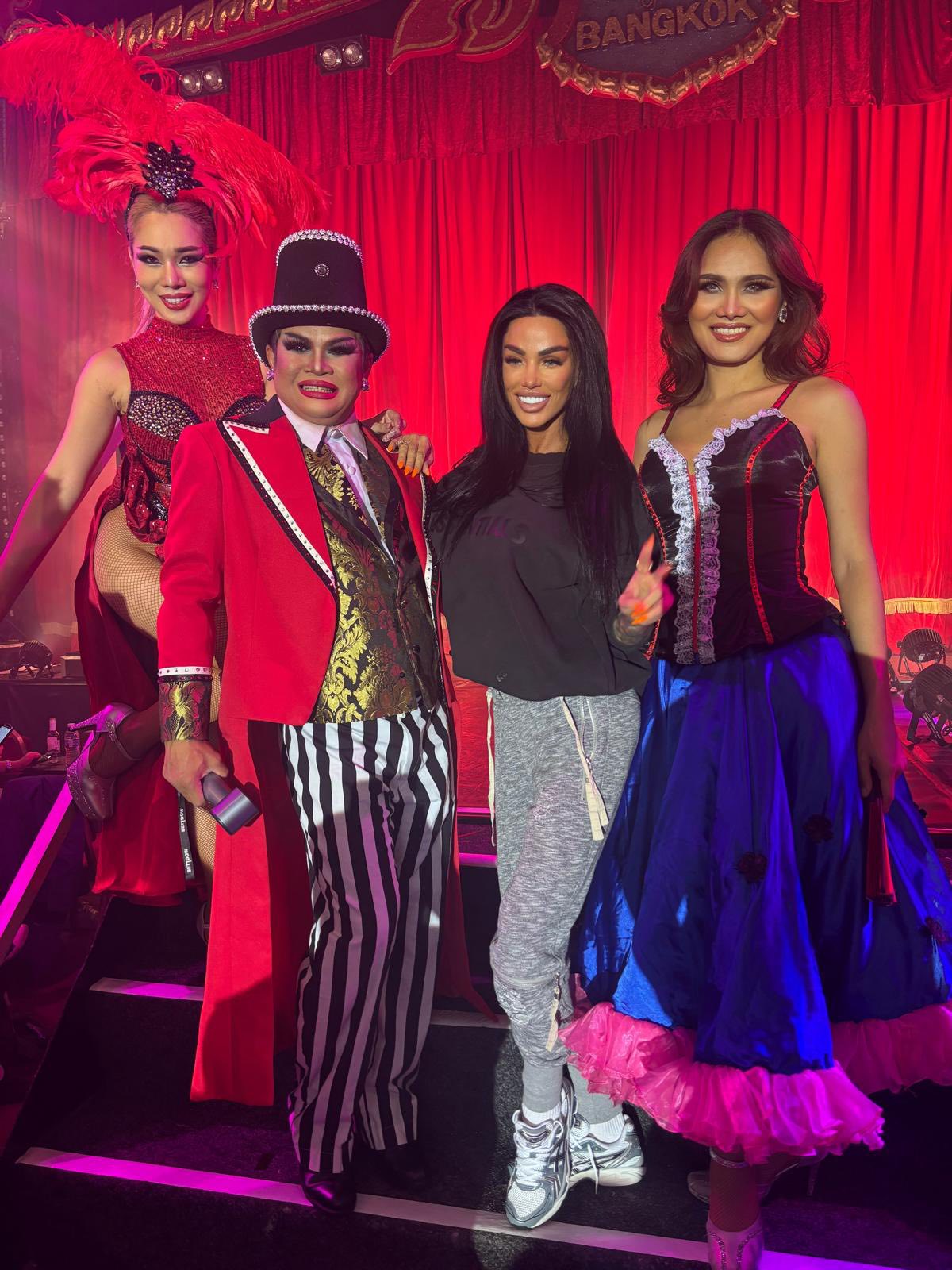 Katie Price Katie Price Added A New Photo