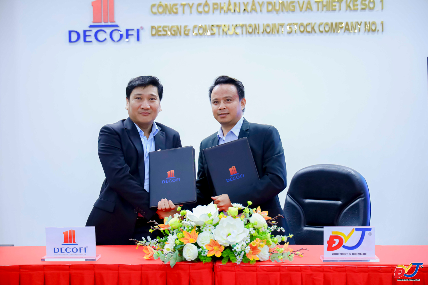 Công Ty Tnhh Đạt Vĩnh Tiến Công Ty Tnhh Đạt Vĩnh Tiến 0449
