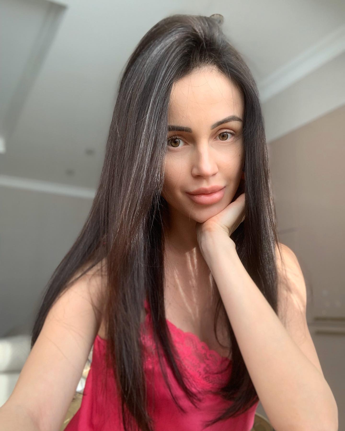 Nadin Night Posts Facebook