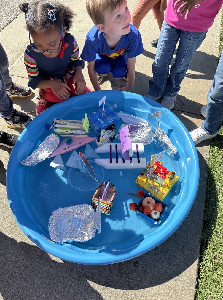 Sink or Float boat experiment... - Hilltop Elementary School | Facebook