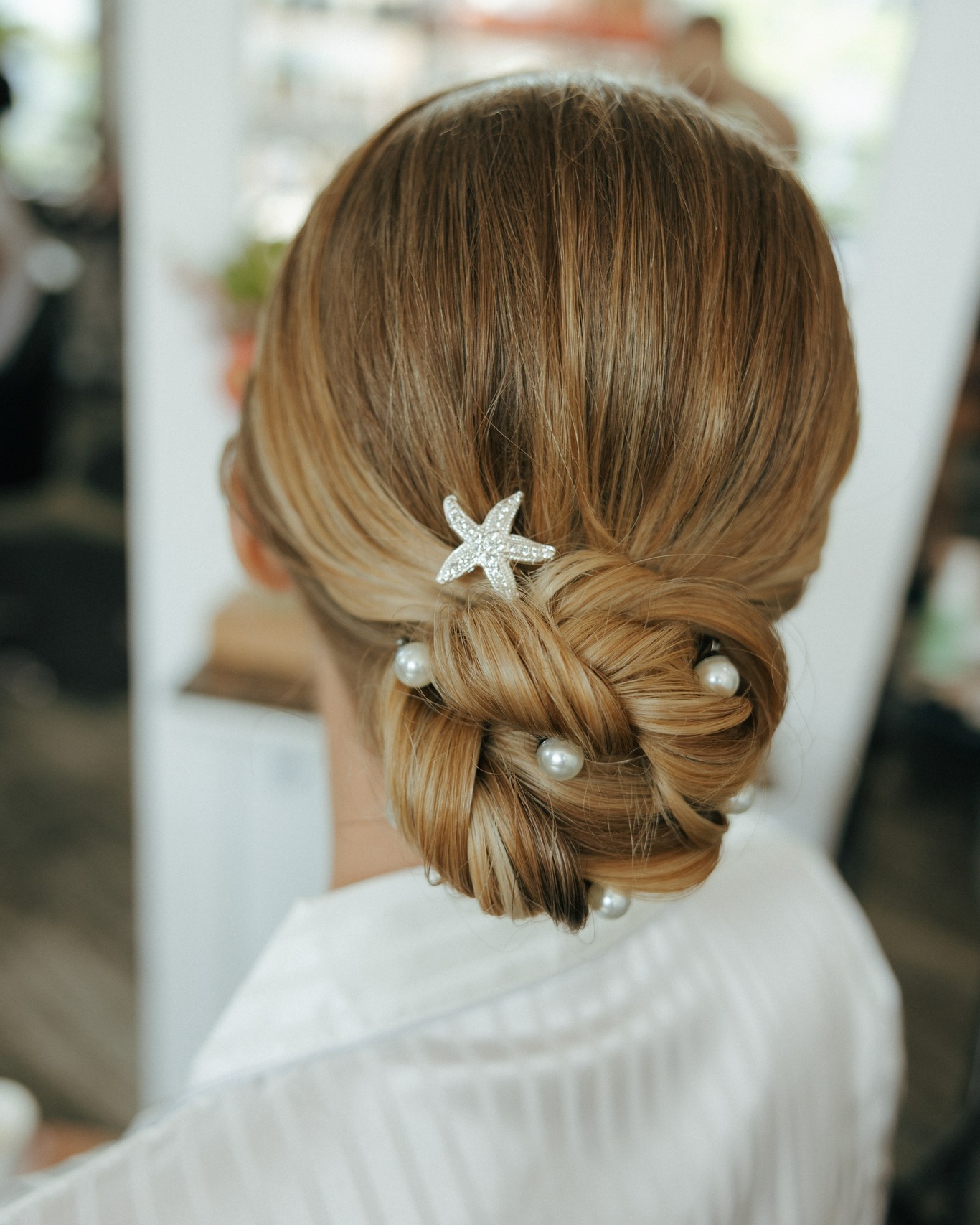 Vogue 🐚🤍 Heres Your Sign To Make Your Wedding Day Look As Unique As 6097