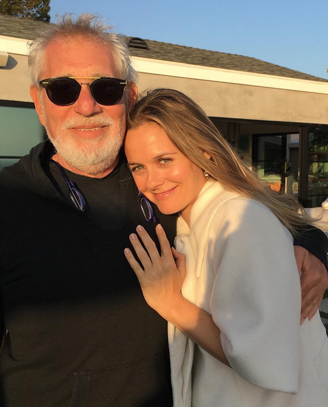 Alicia Silverstone Added A New Photo Alicia Silverstone
