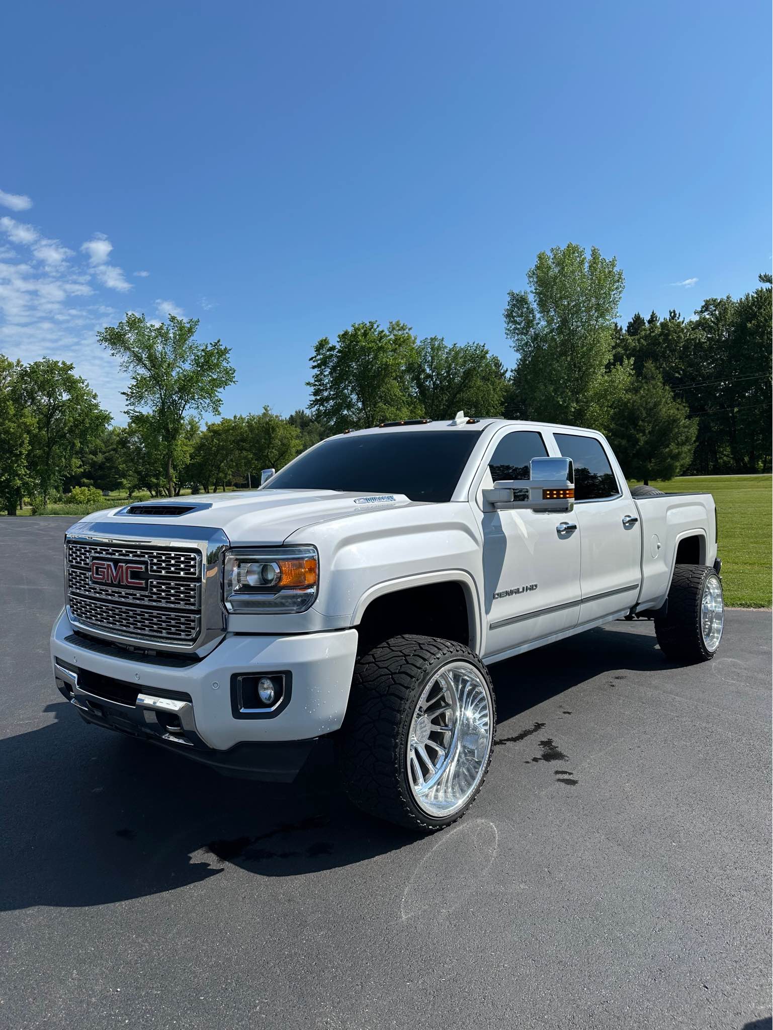 2019 Gmc Sierra · Sierra 2500 Hd Crew Cab Cars And Trucks Plover