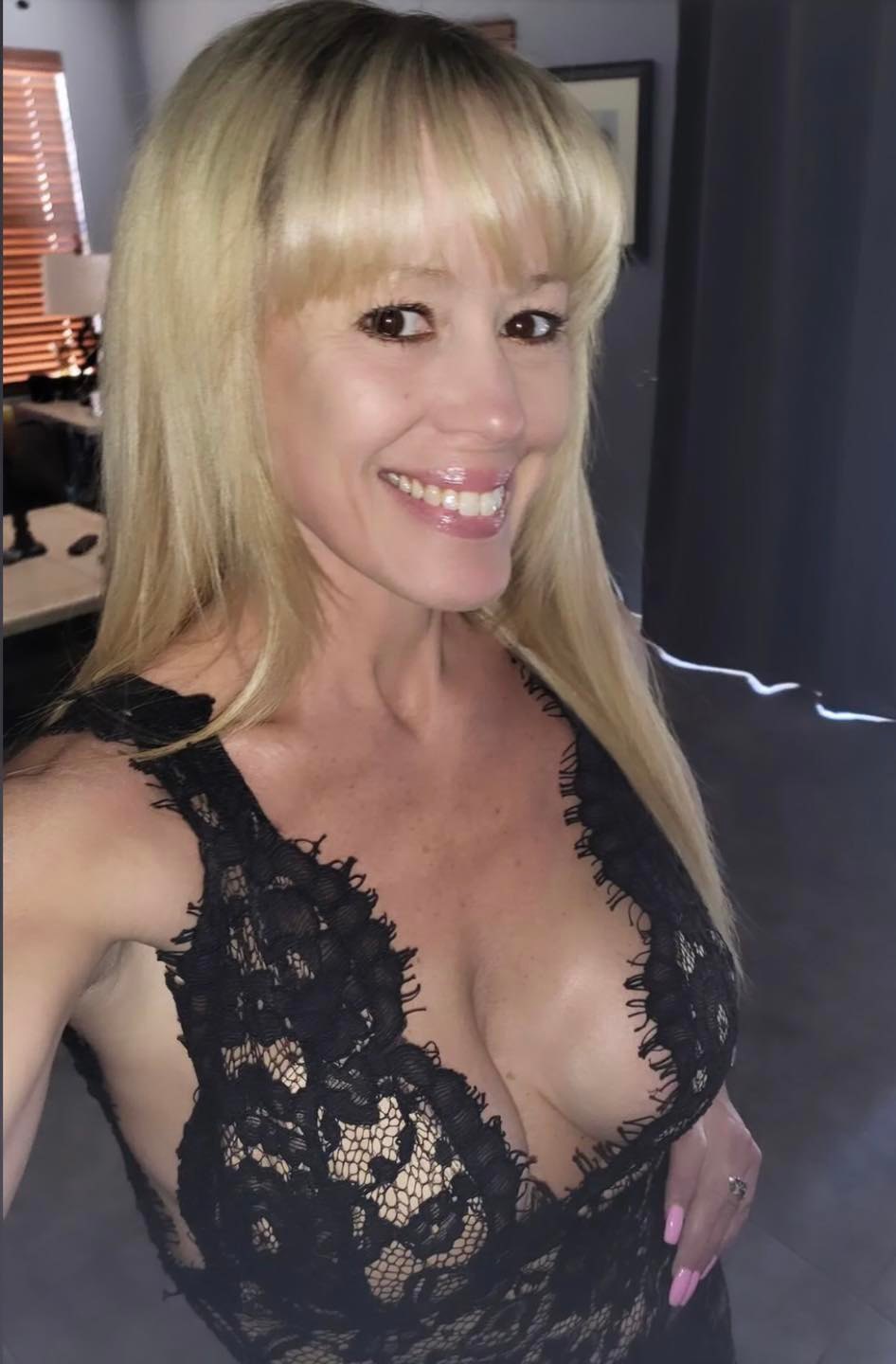 Bit Ly Older Women Dating I Love Mature Women