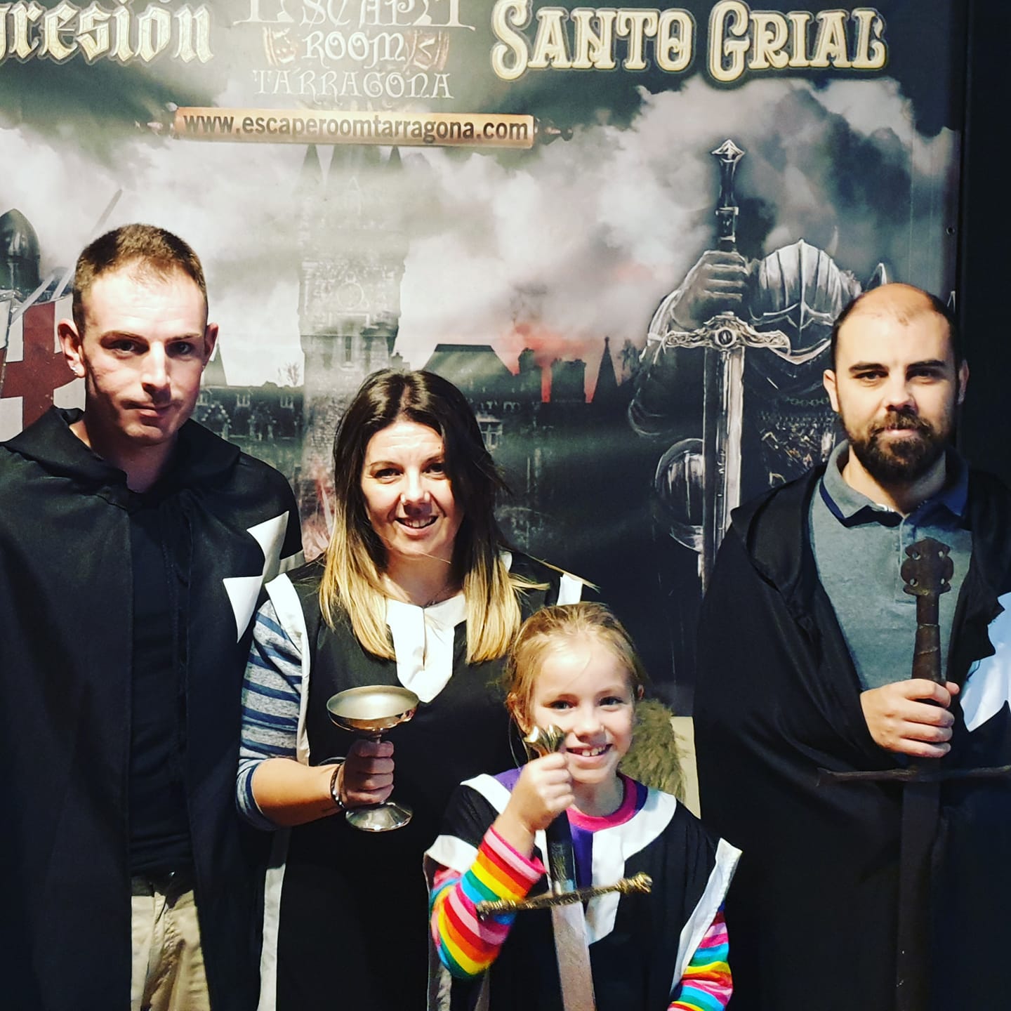 Caballeros entregados a su misión... - Escape Room Tarragona | Facebook