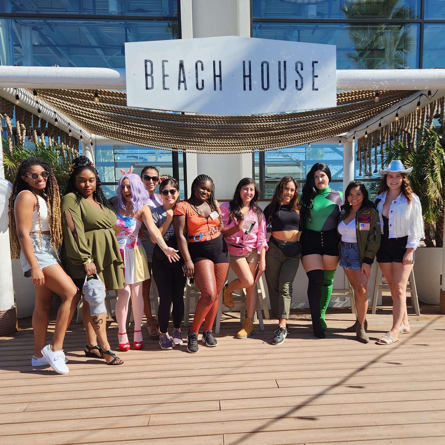 San Diego Girls Who Walk 0036