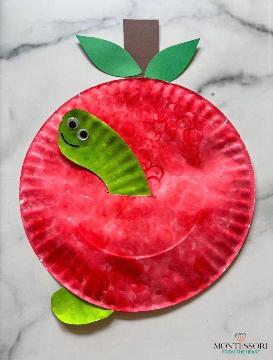 🫶🍎🪱 Apple & Worm Paper Plate... - Montessori From The Heart | Facebook