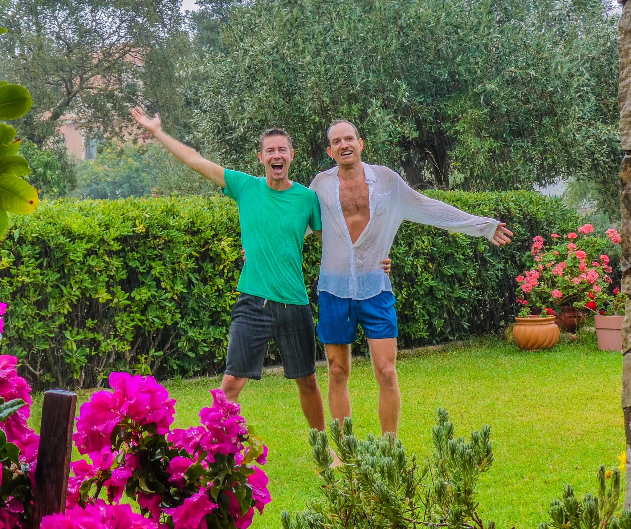 Tommy A Bit Of Rain Couldnt Stop Us From Enjoying Our Vacation 🌧️😃