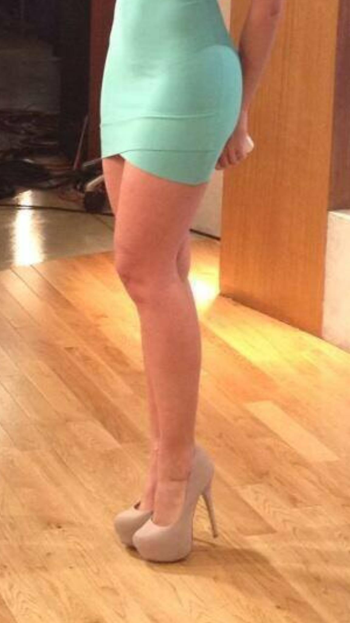 Ericka Legs And Feet Miami Fl