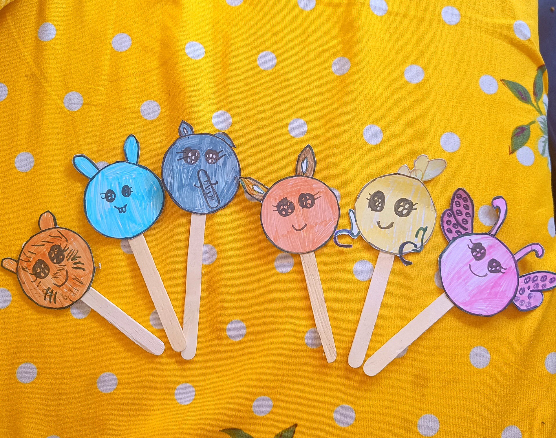 Drawings for kids easy | Good morning everyone 💐 Popsicle stick artwork ...
