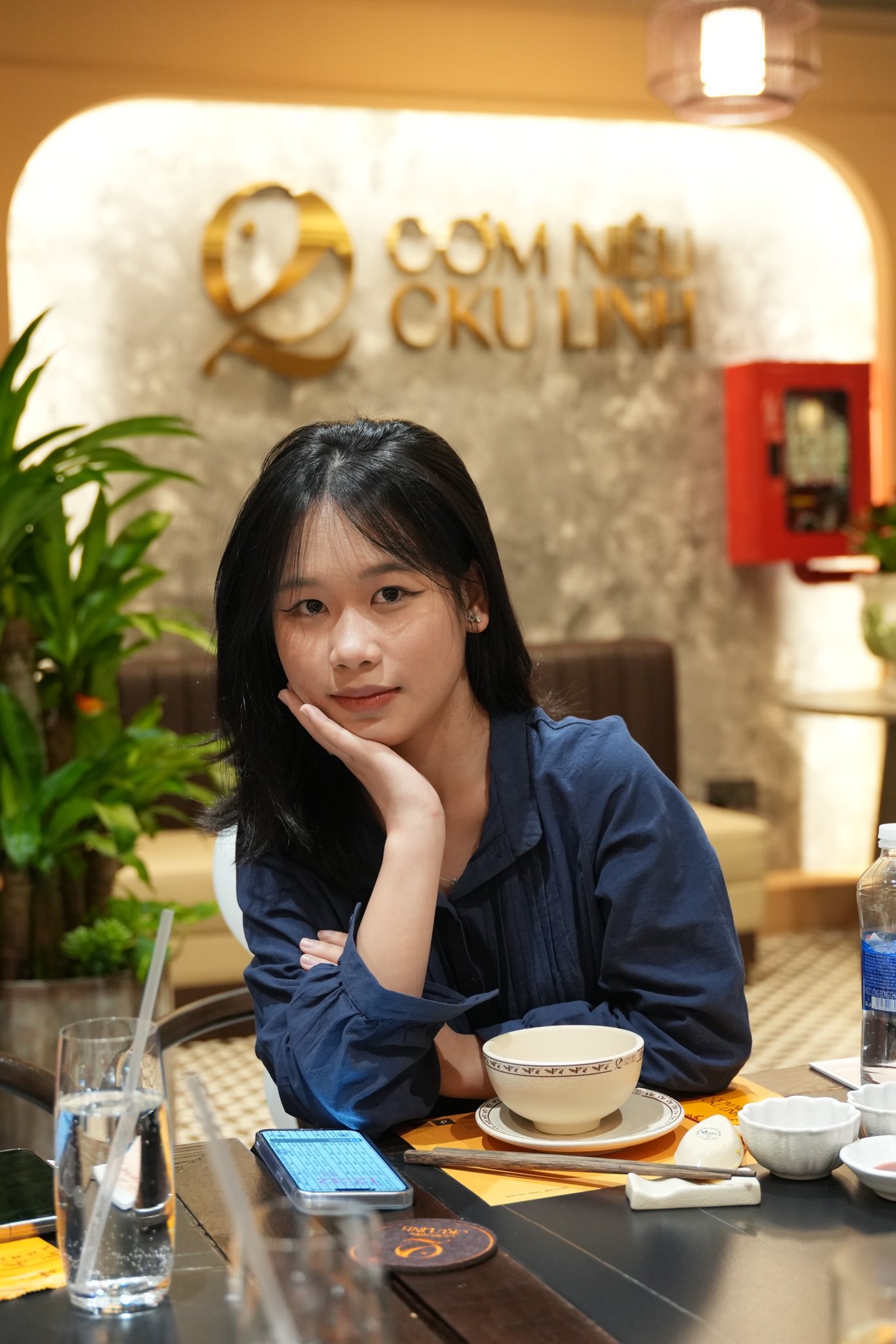 Nguyễn Thị Hằng Nguyễn Thị Hằng Added A New Photo — At 5167