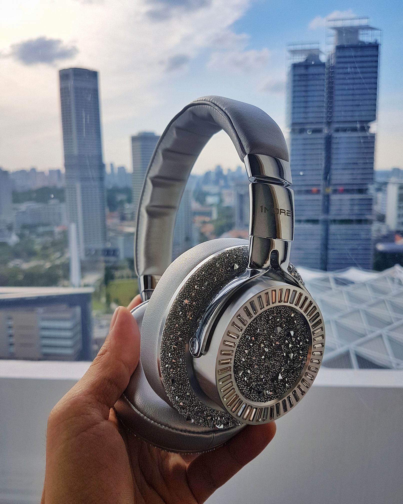 Nylon Singapore Behold 1mores Gorgeous 7204