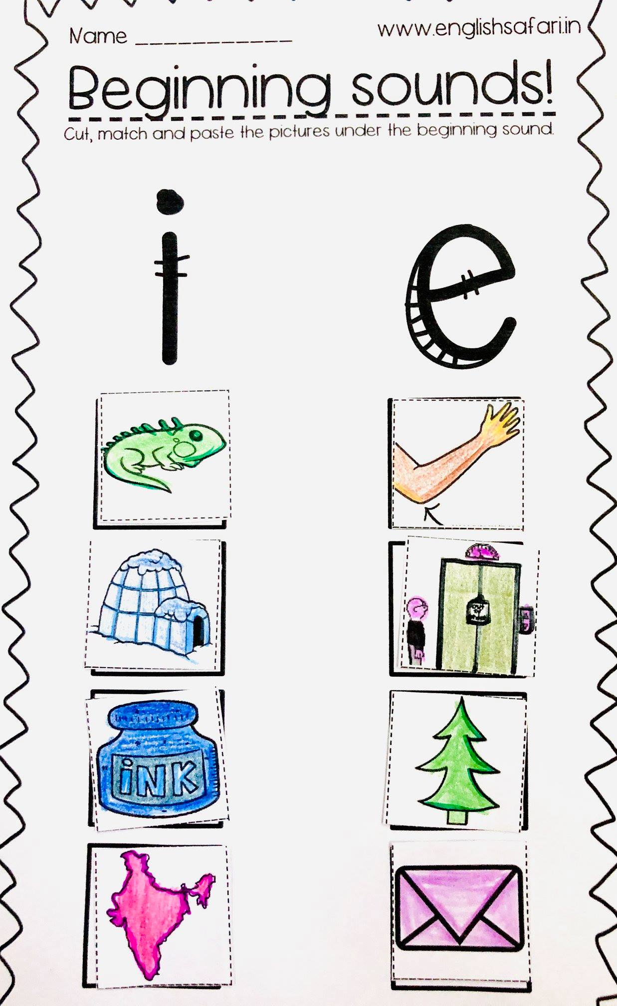 English Safari - Beginning sound of short vowels...