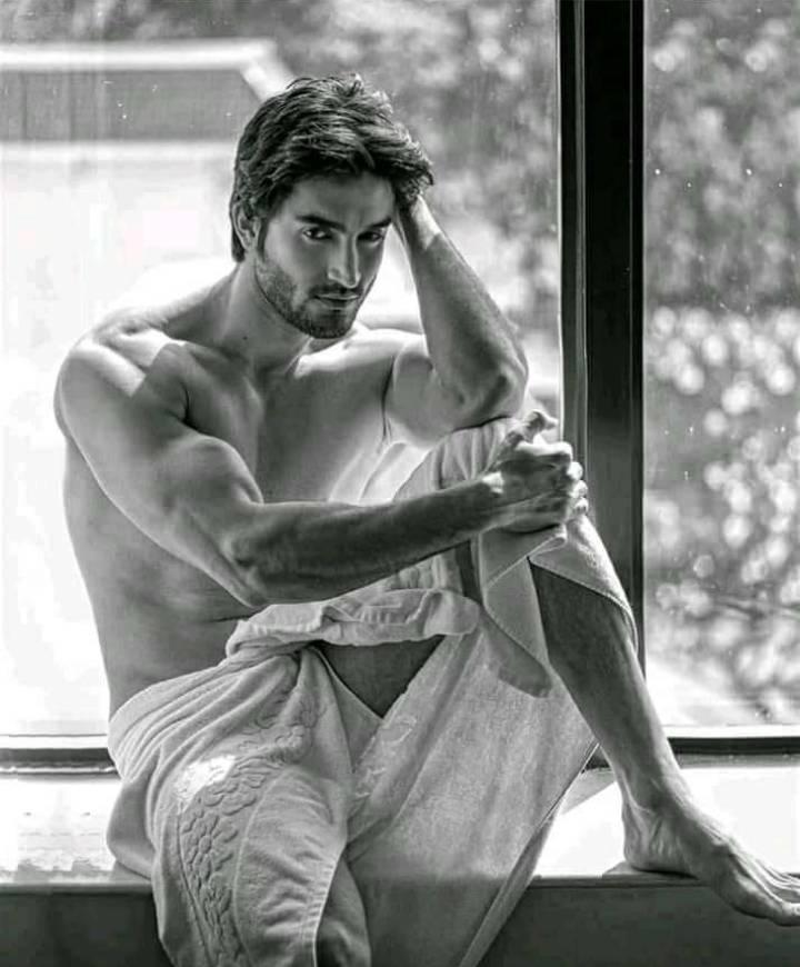 Sexy Hot Hunk List Added A New Photo Sexy Hot Hunk List