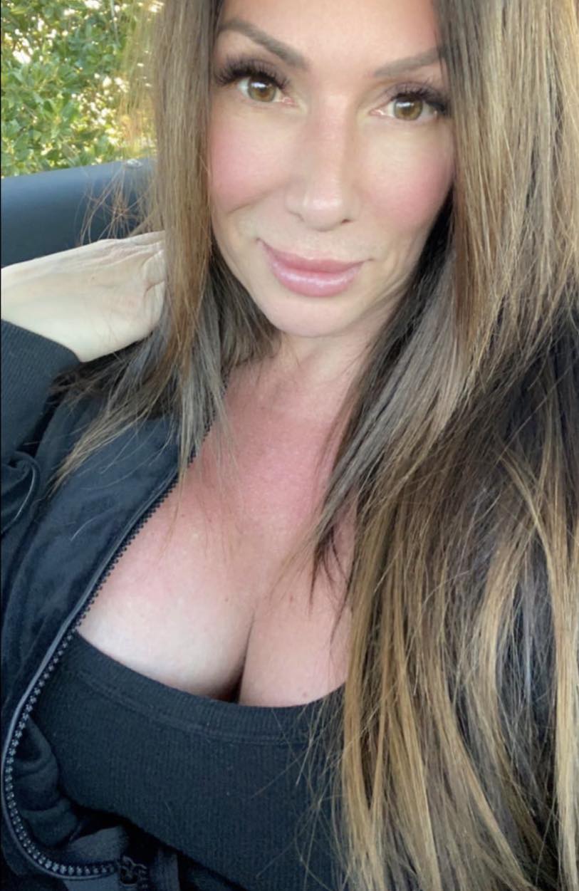 Bit Ly Older Women Dating I Love Older Women