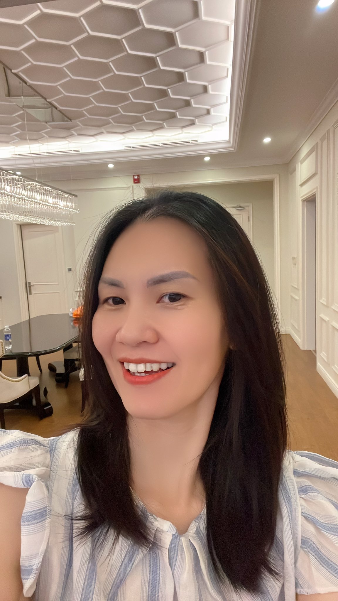 Thuy Vy Nguyen 7718