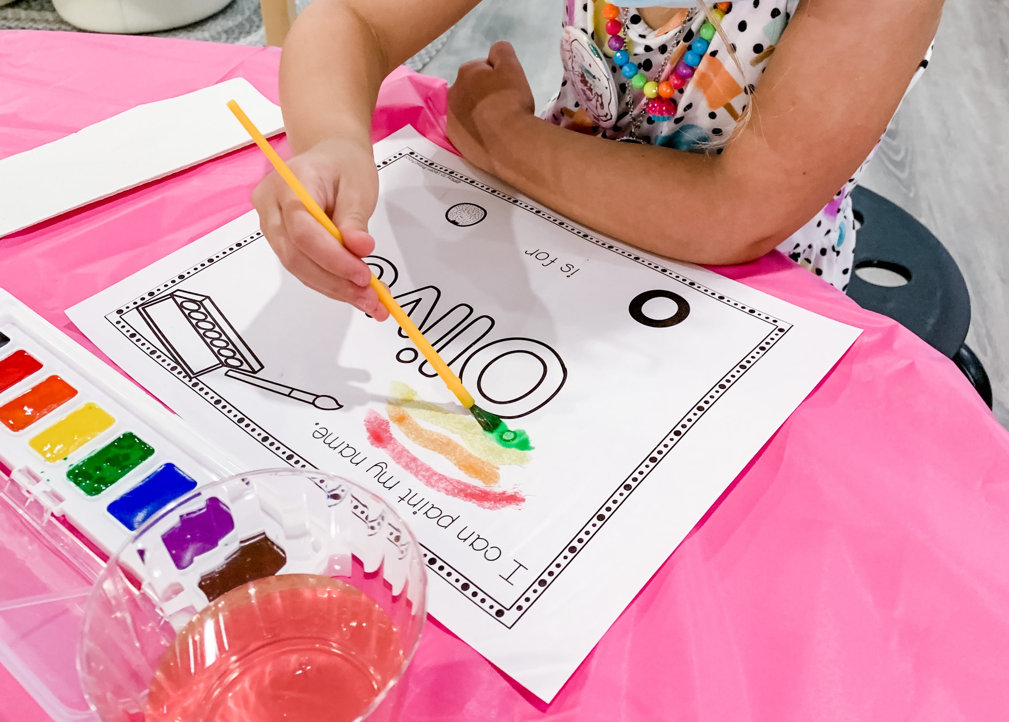 These preschool name art books... - Play to Learn Preschool