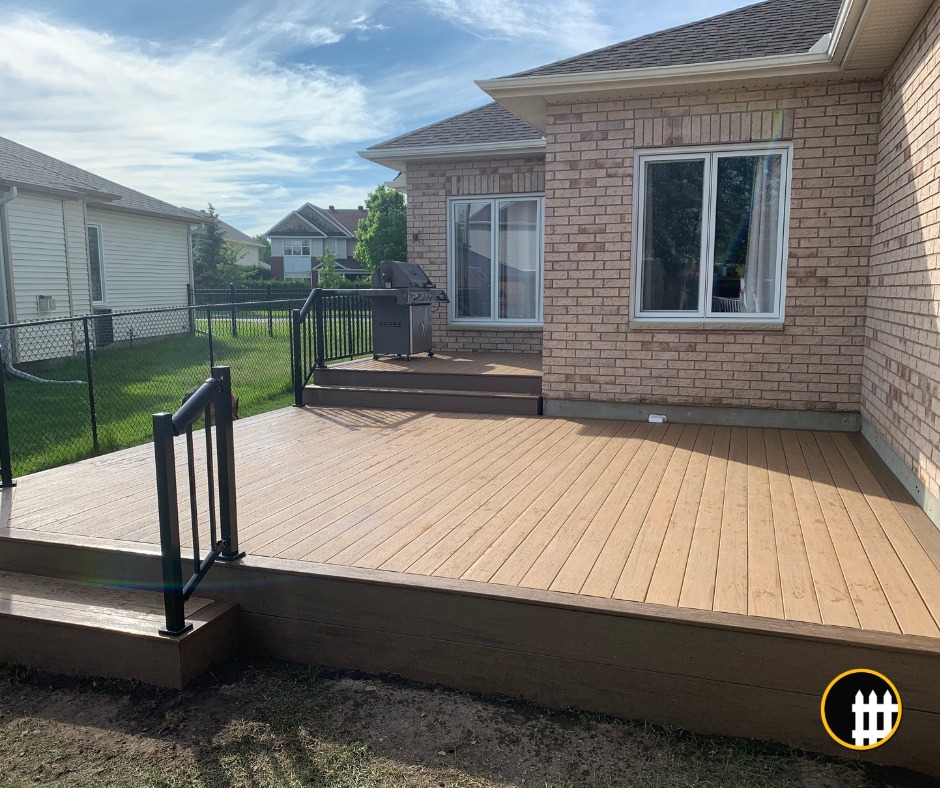 Our Largest Composite Deck Built Deluxe Fencing And Decks Facebook