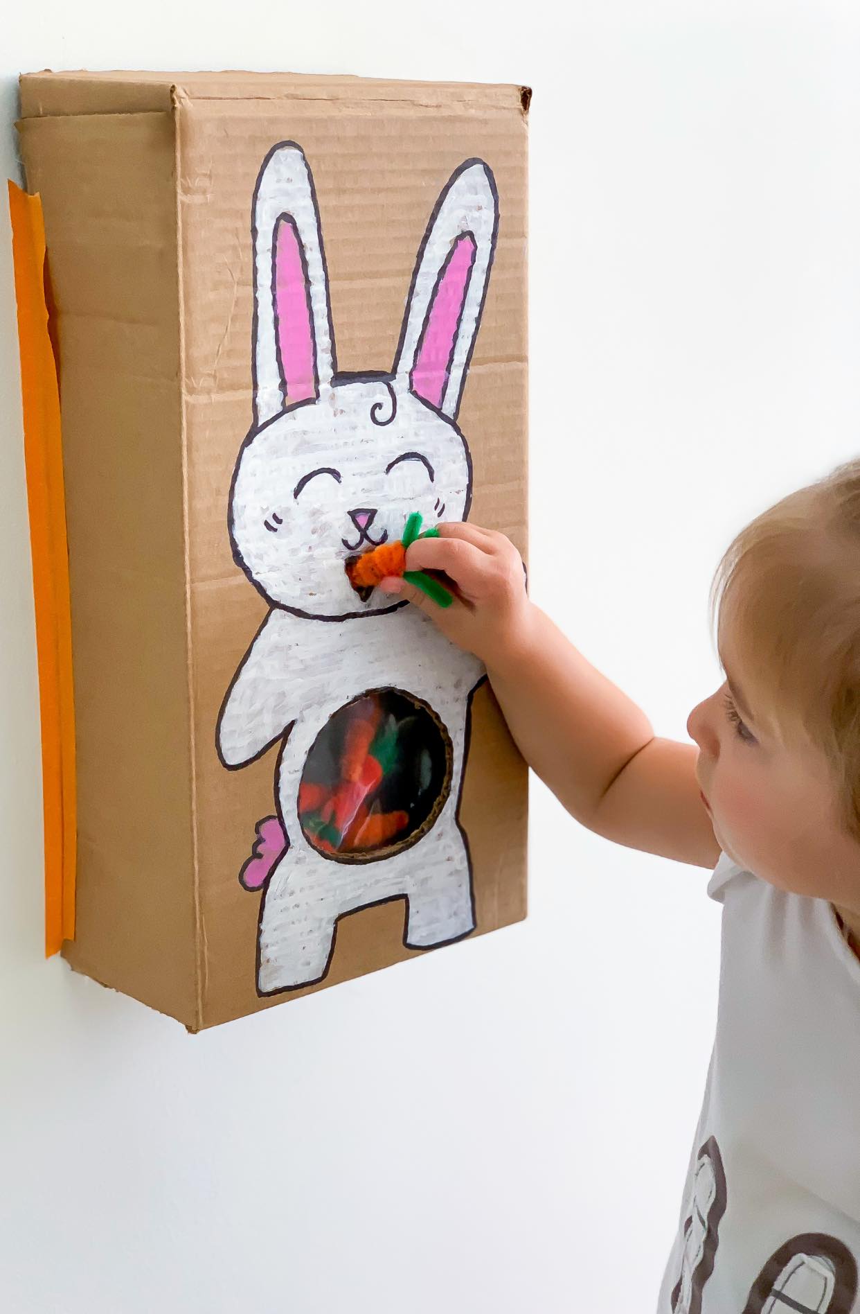 7 Days of Play - 🐰🥕 FEED THE BUNNY // Here’s a festive... | Facebook