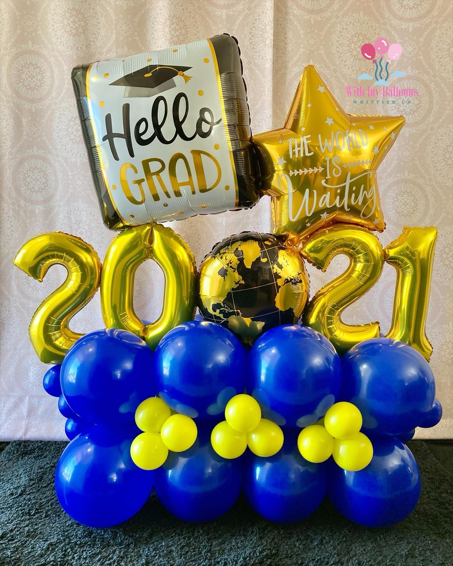 Class of 2021🎓 Surprise your grad with... - With Joy Balloons | Facebook