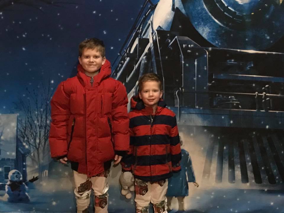 We Are Off To See The Big Man The Christmas Gals Facebook