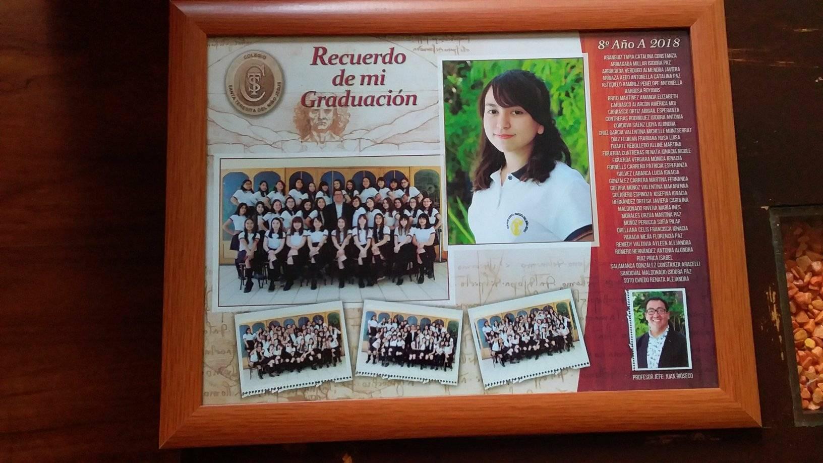 Recuerdos de Graduacion/ Cuadros- Anuarios 4ª medios / Diplomas | Santiago