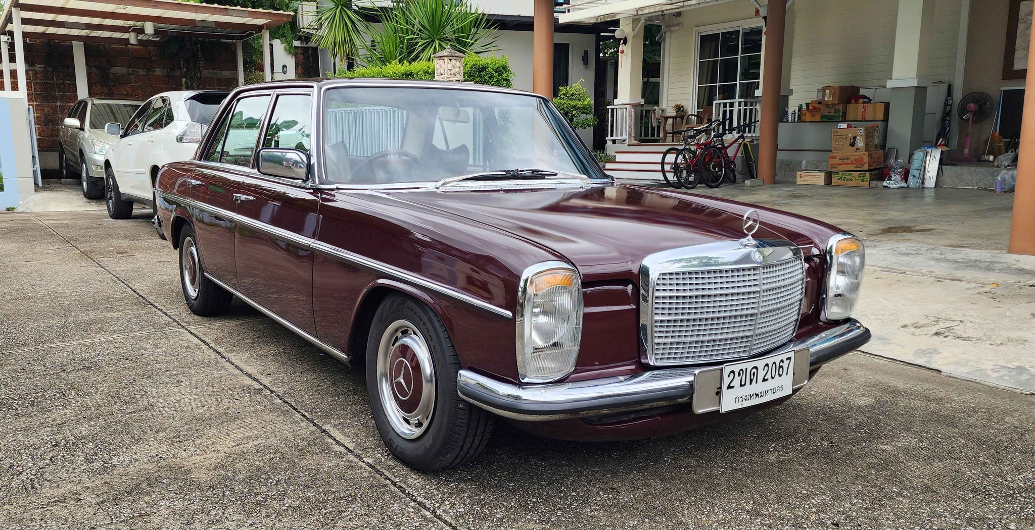 1974 Mercedes Benz W1148 Cars And Trucks Bangkok Thailand