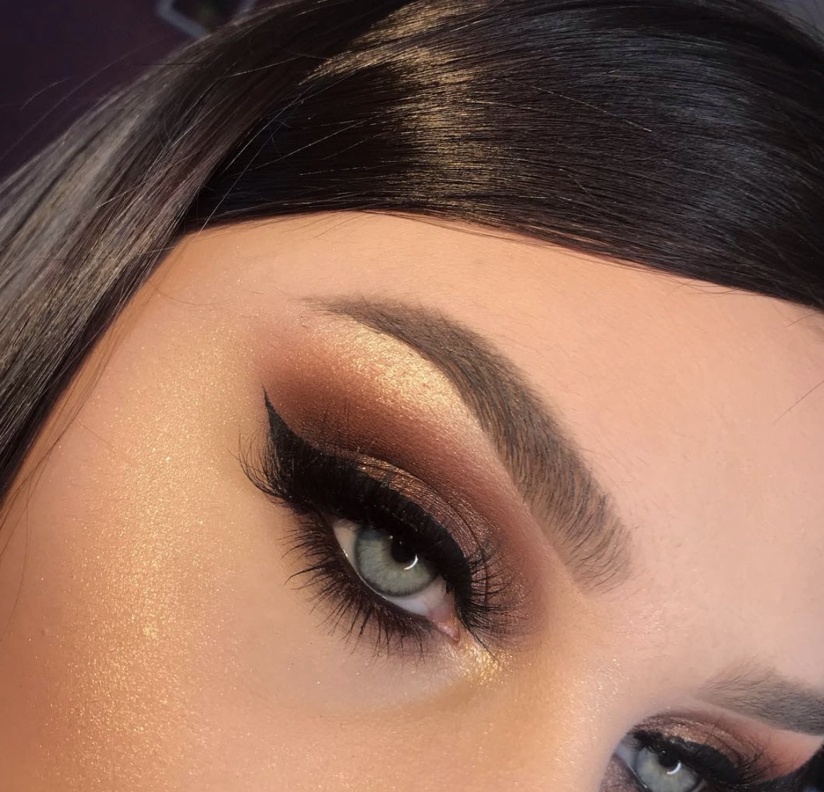 Eye Shadow Colours To Make Blue Eyes Pop