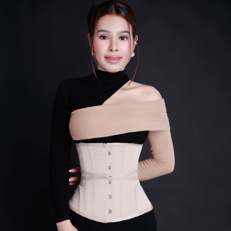 E Lay អុី ឡាយ