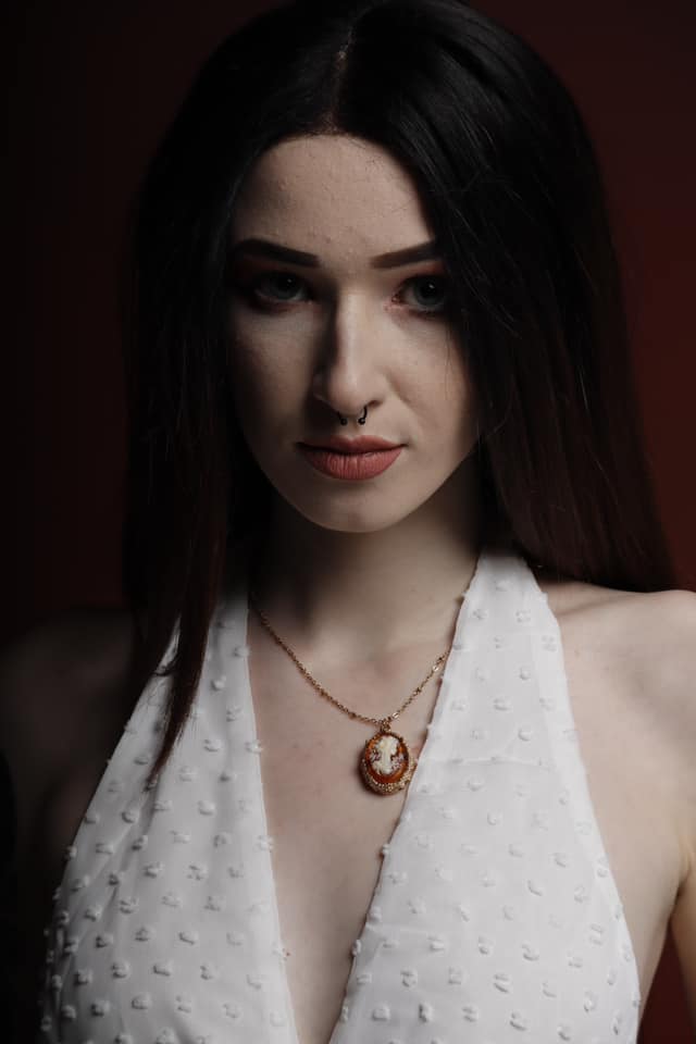 Model Samantha Model Samantha Added A New Photo