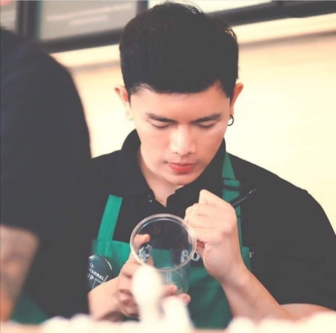 Pinoy Hotties Meet Bon Ang Starbucks Hottie Ng Cebu