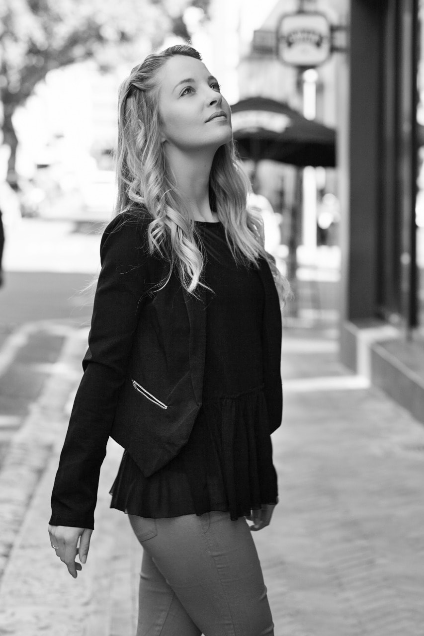 Nikki Model Portfolio Added A New Nikki Model Portfolio