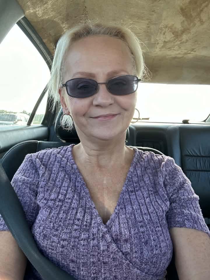 Teri W Farris Went To Hardees In Sparta For Breakfast Facebook