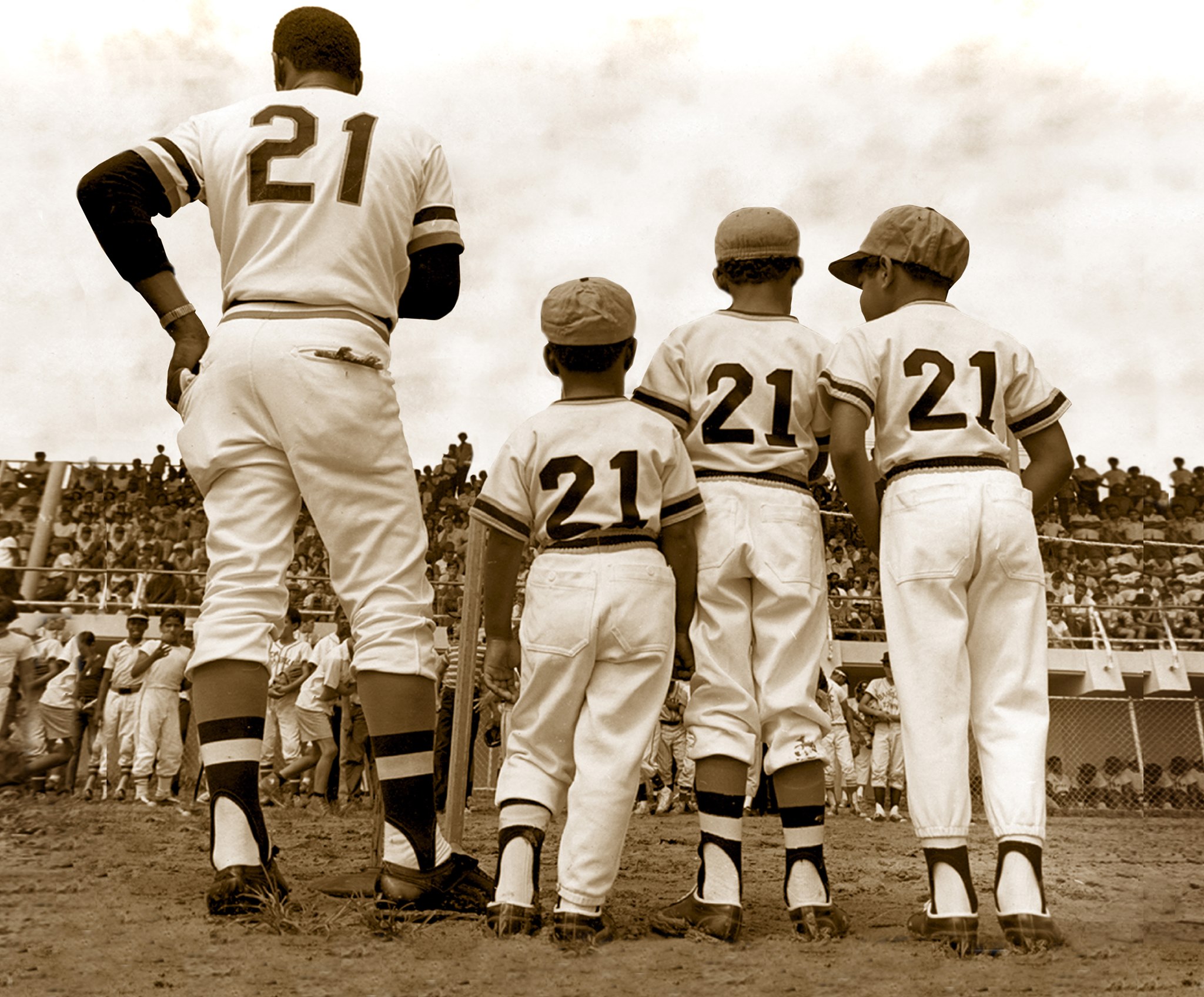 Conociendo - 🇵🇷 1) El nombre de Roberto Clemente Walker tiene 21 letras ...