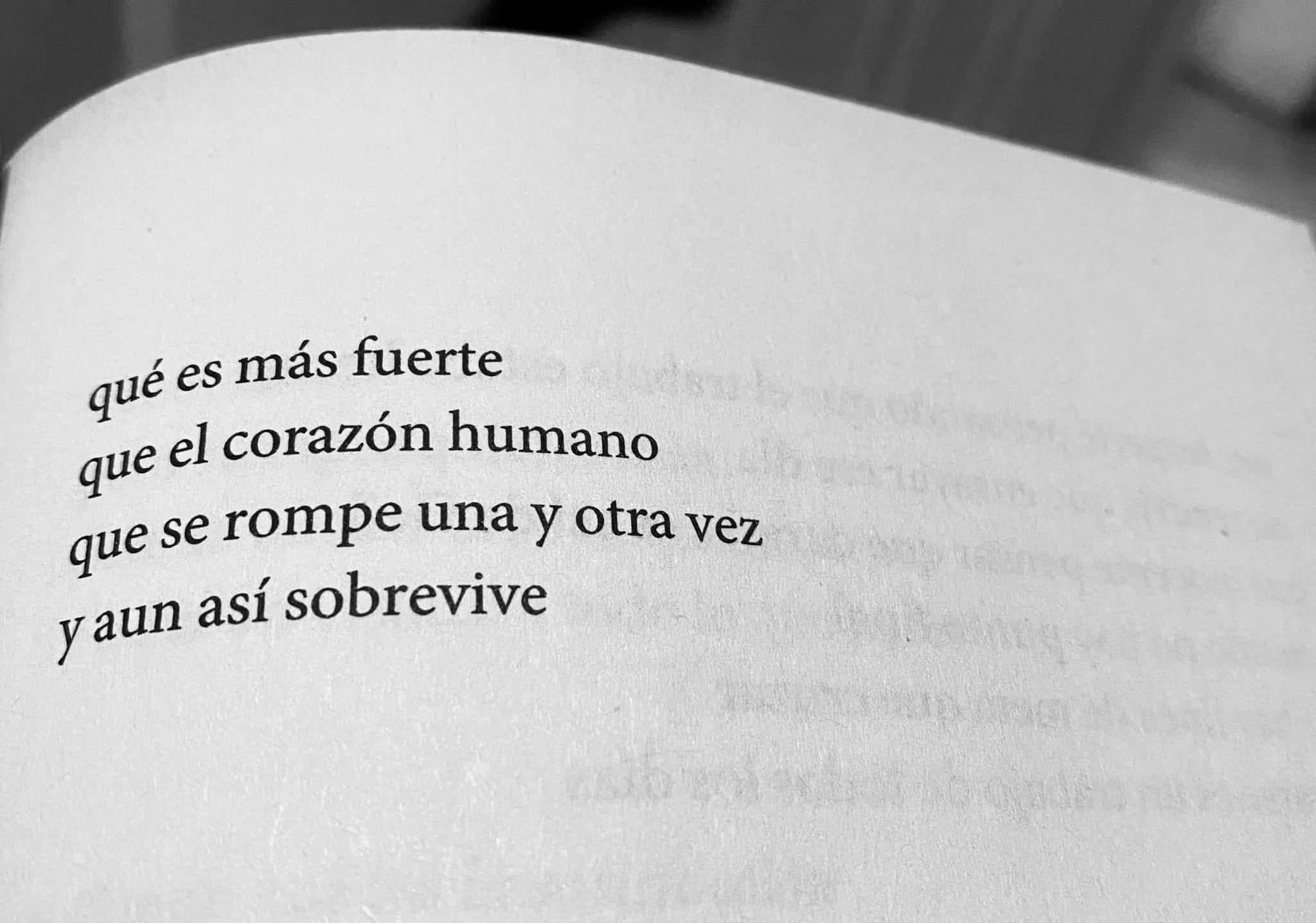 “qué Es Más Fuerte Que El Corazón Cementeriodelibros