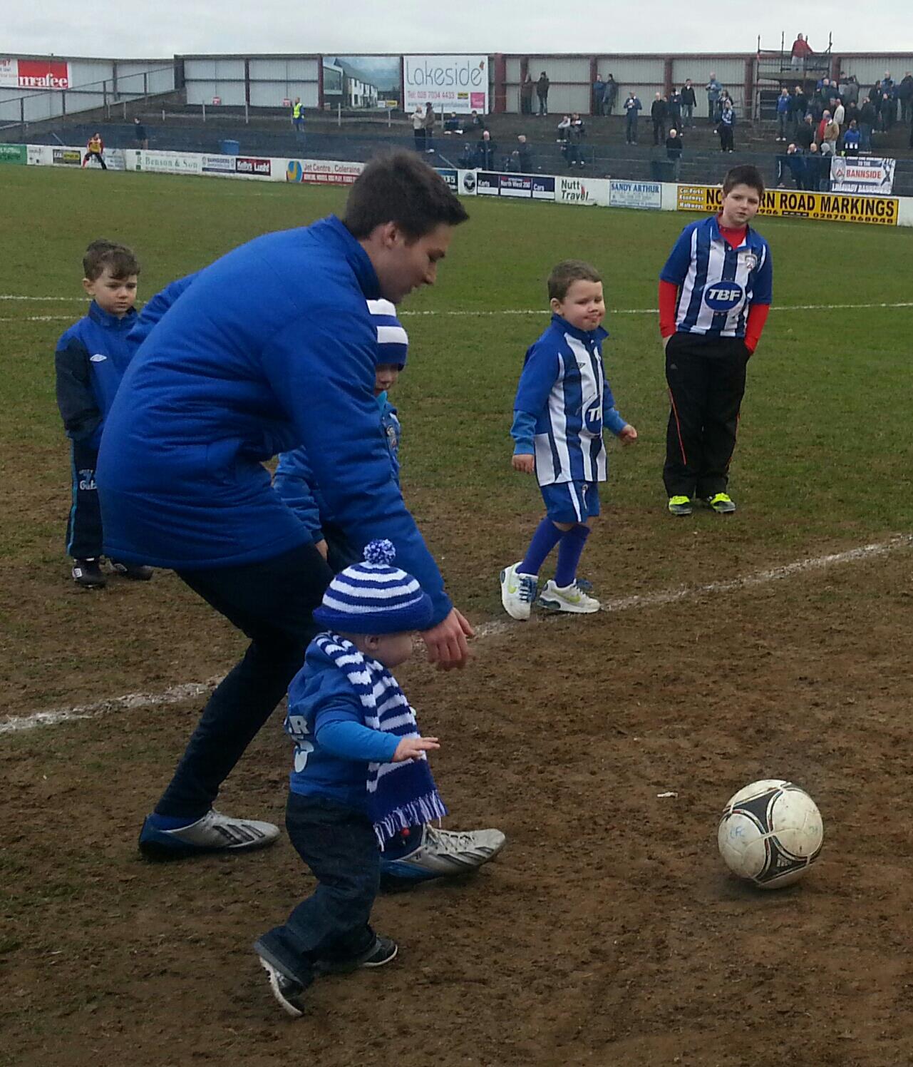 Cfc Mini Stripes Supporters Club
