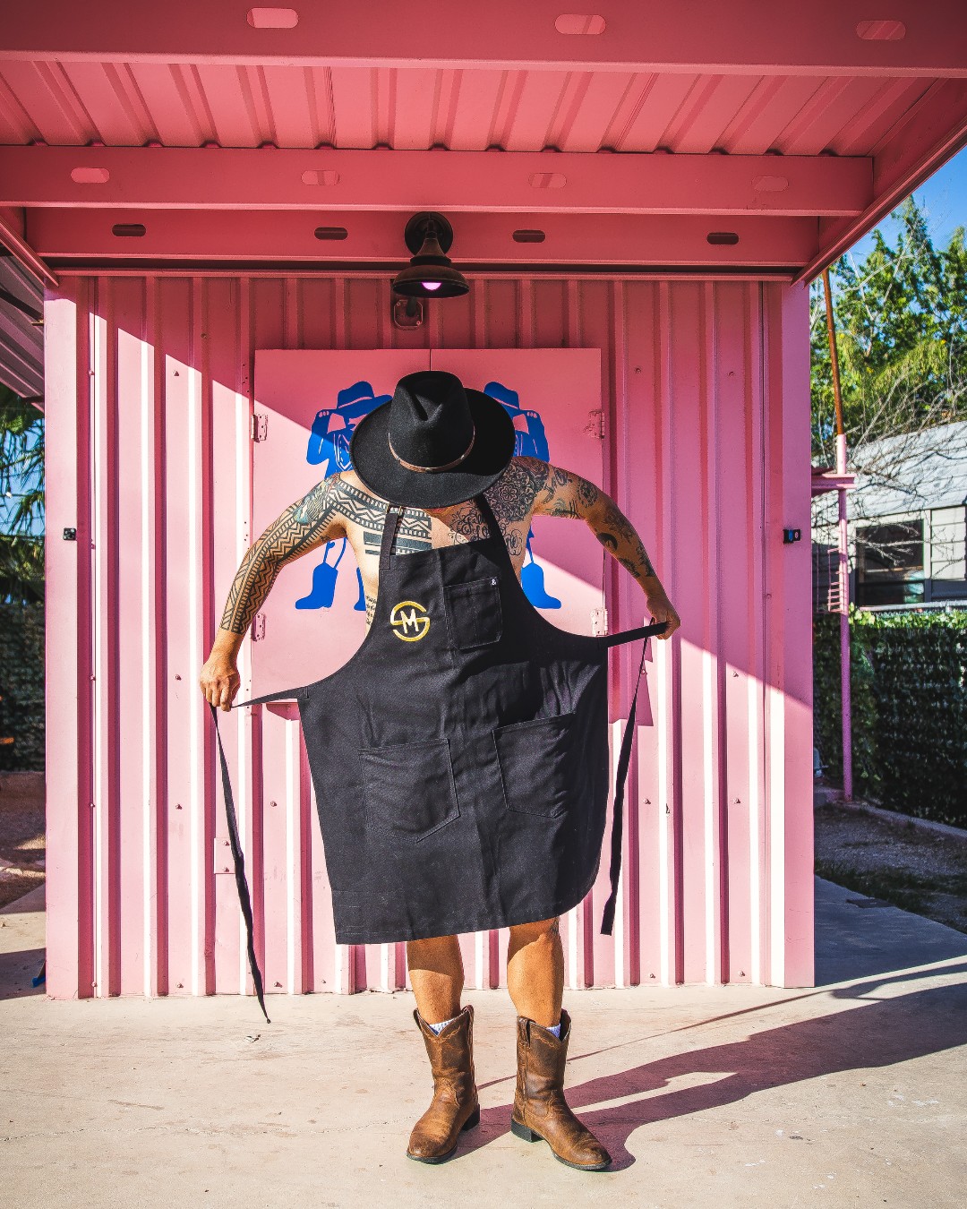 Mill Scale Metalworks Too Hot The Only Thing Fire Needs To Touch Is The Food Aprons