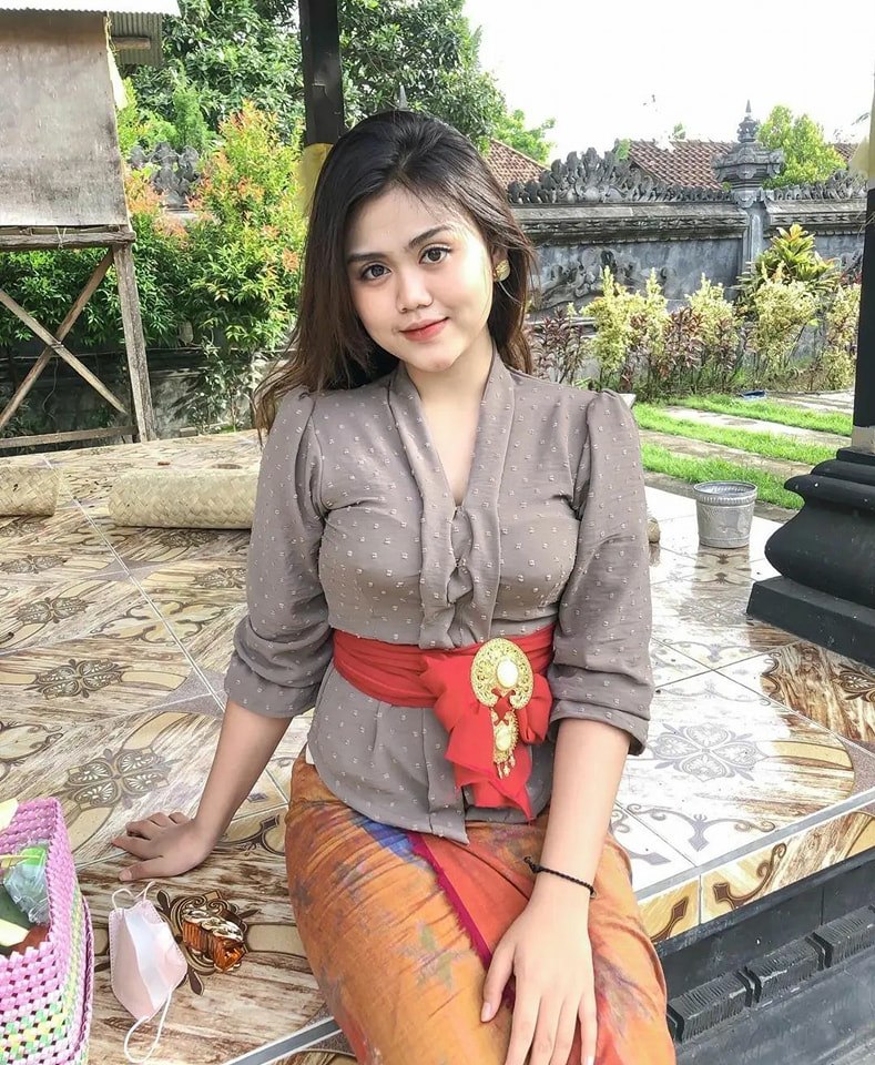 Gadis Bali On Reels
