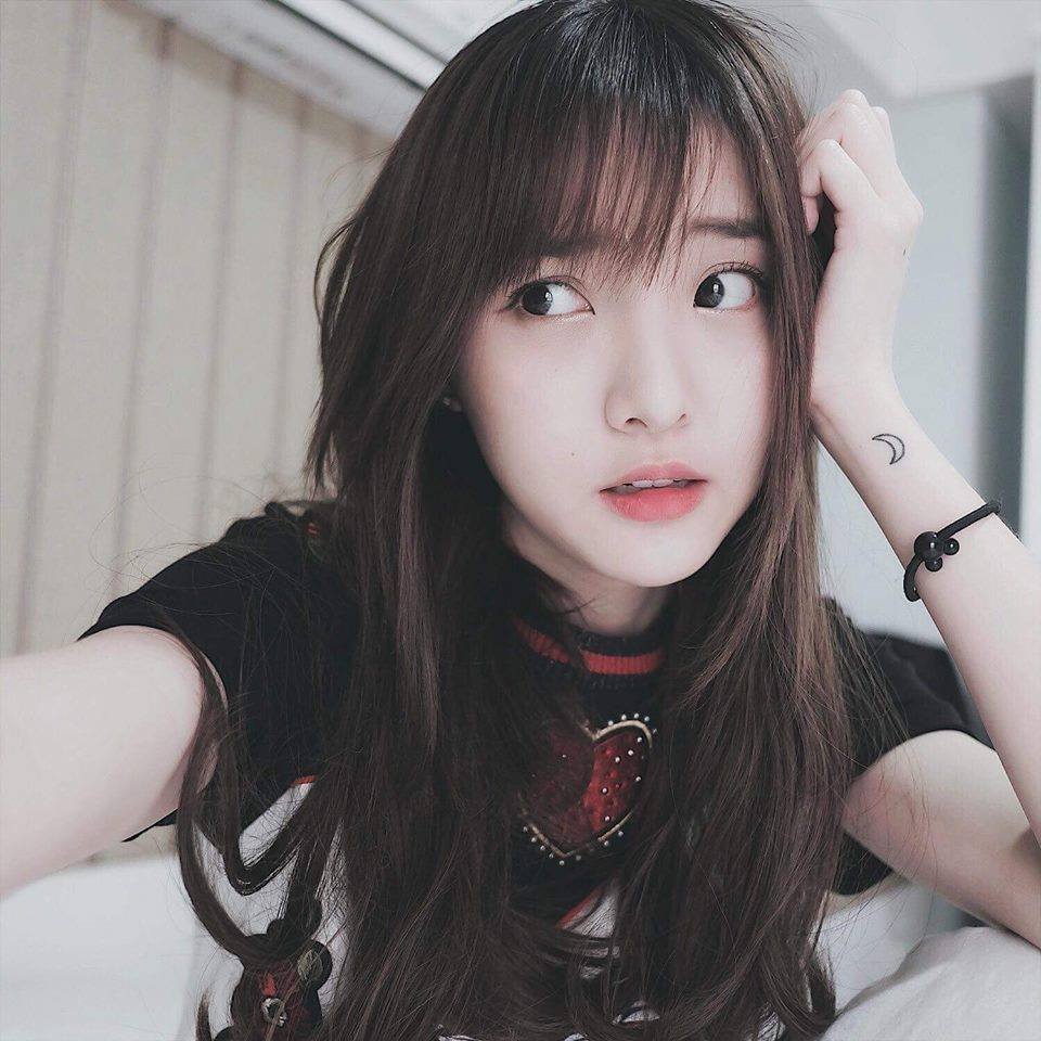 Girl 18